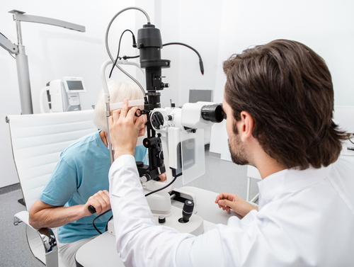 How to Find the Best Cataract Surgeon in Omaha - Omaha Eye and Laser ...